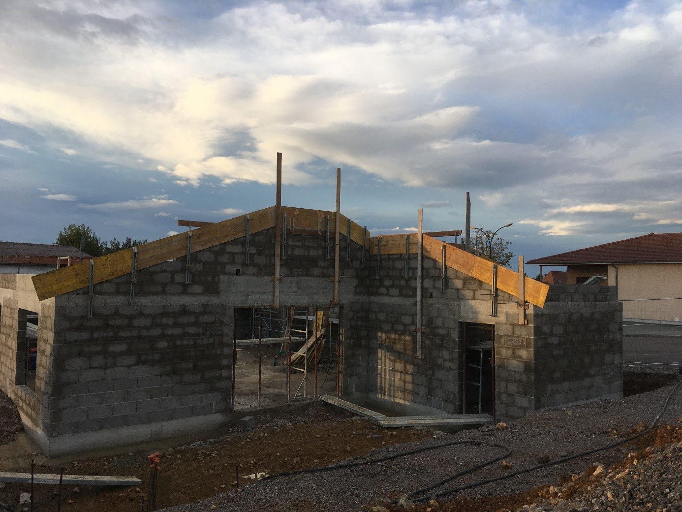 Construction d’une crèche a St Christophe en Brionnais – S.A.R.L DUCROT